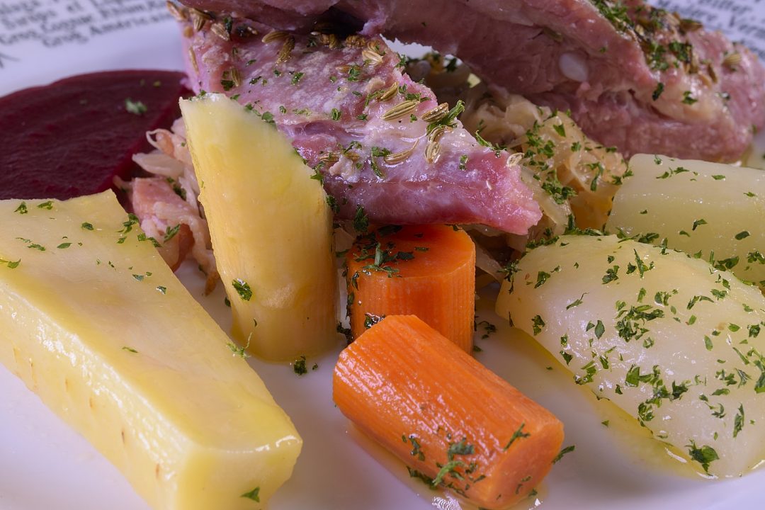 THE AUTUMNAL Sous Vide ARTISAN: Corned (cured) PORK SPARE RIBS - Sous ...