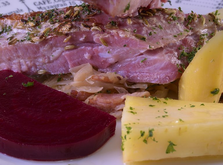 THE AUTUMNAL Sous Vide ARTISAN: Corned (cured) PORK SPARE RIBS - Sous ...